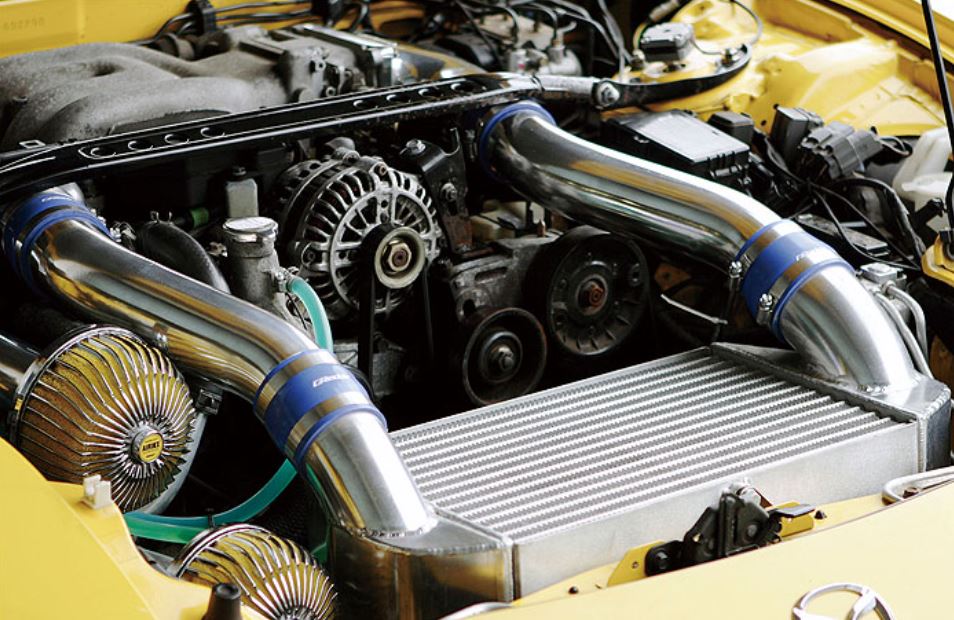 GReddy Mazda RX-7 FD3S Ver. 2 T-19 V-Mount Intercooler w/o Breather Ta ...