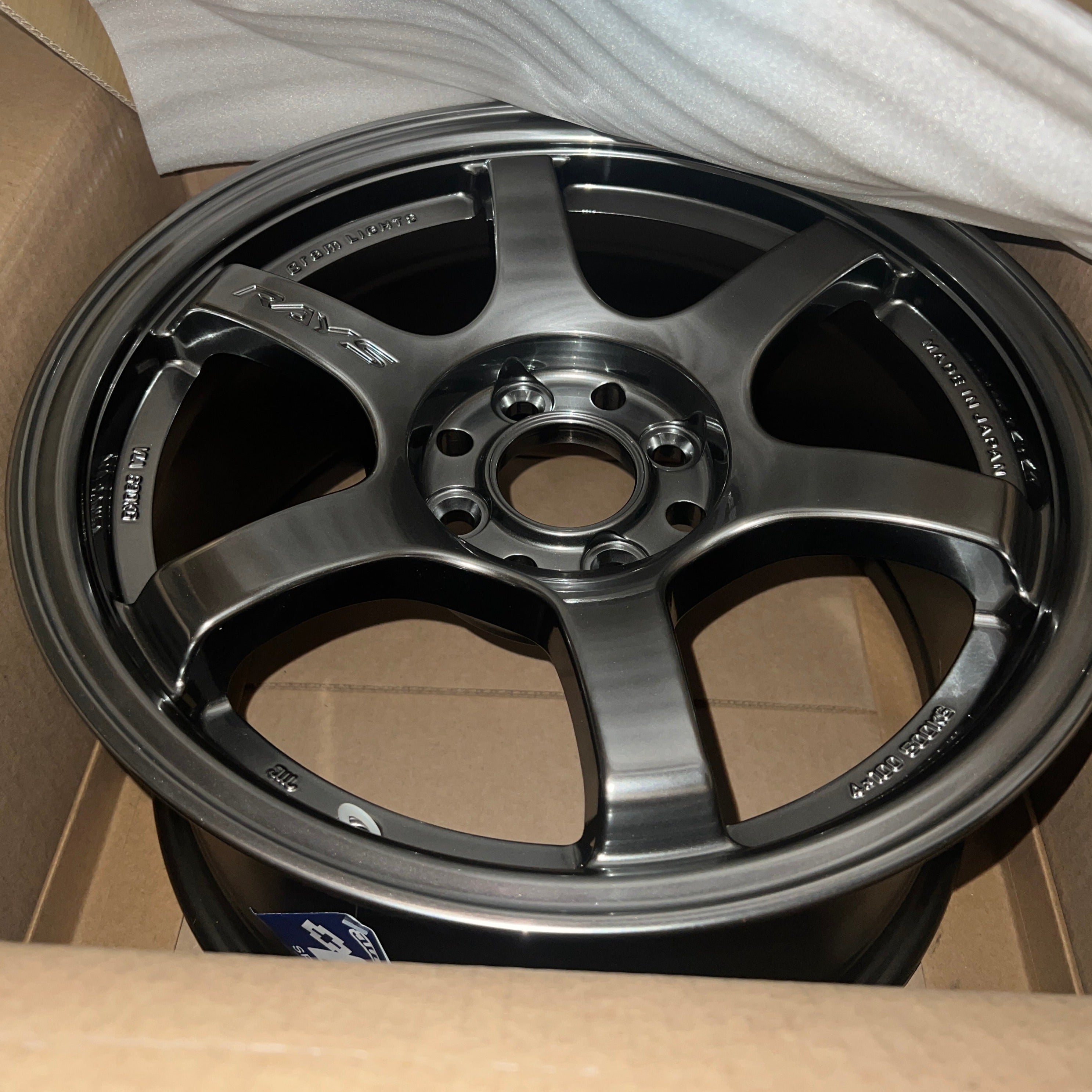 Gram Lights 57DR 15x8" +35mm 4-100 Grace Silver Wheel – KamiSpeed.com