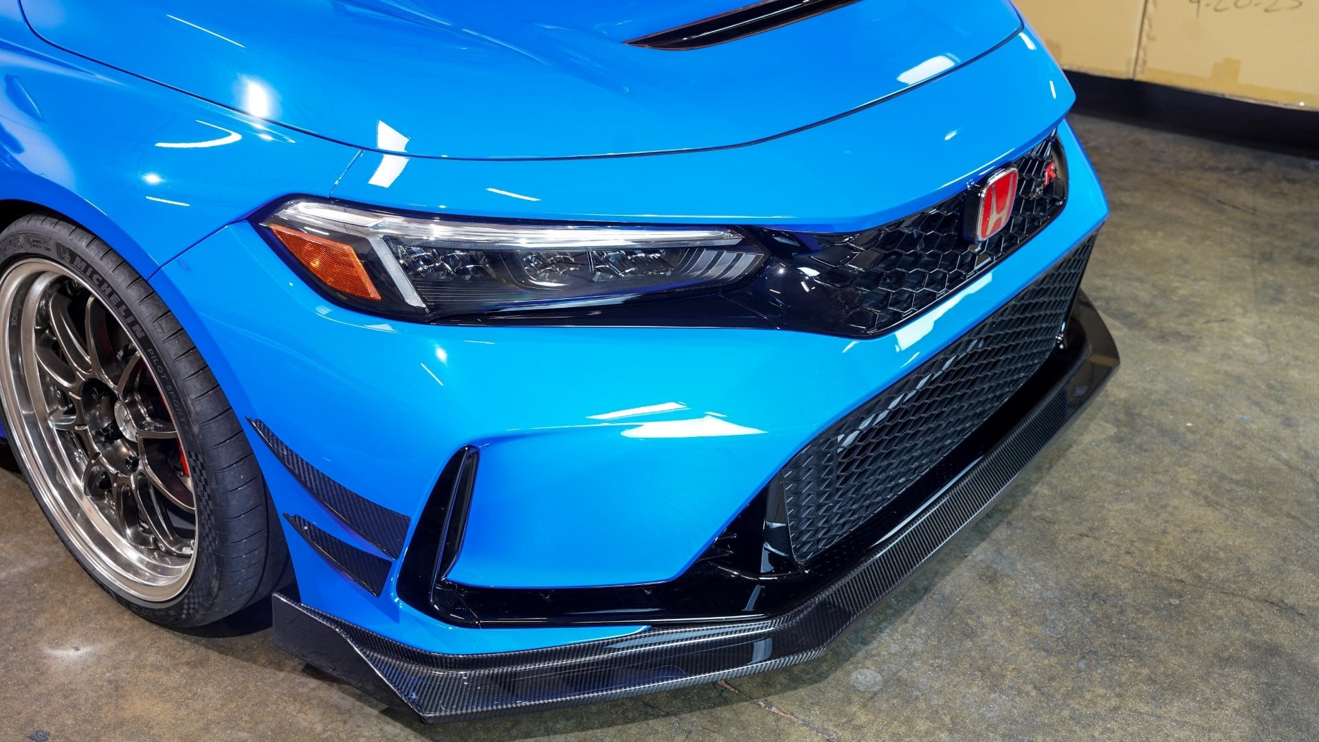 APR Peformance Honda FL5 Civic Type R Front Bumper Canards 2023 - Curr ...