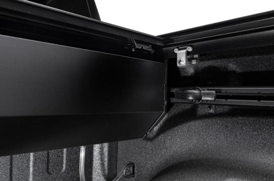 Retrax 2022 Toyota Tundra 8 Foot Bed RetraxPRO MX w/ Deck Rail System ...