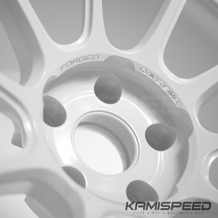 Volk Racing ZE40 18x10" +39 5x120 Wheel in Dash White | KamiSpeed.com